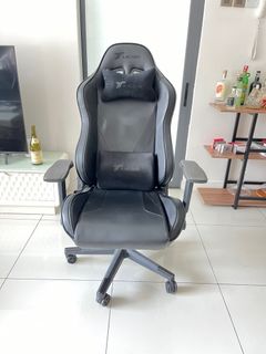 TTRacing Swift X 2020 Gaming Chair, Furniture & Home Living, Furniture ...