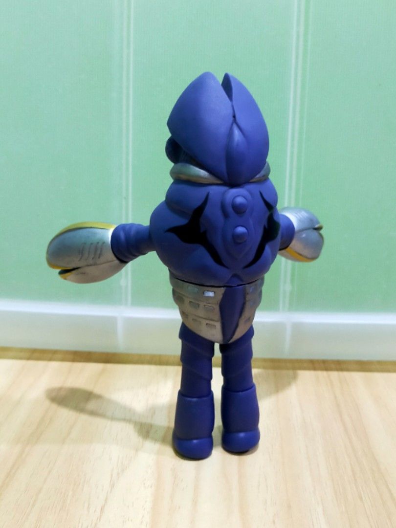 ULTRAMAN Cosmos Kaiju Series Child Baltan, Hobbies & Toys, Collectibles ...
