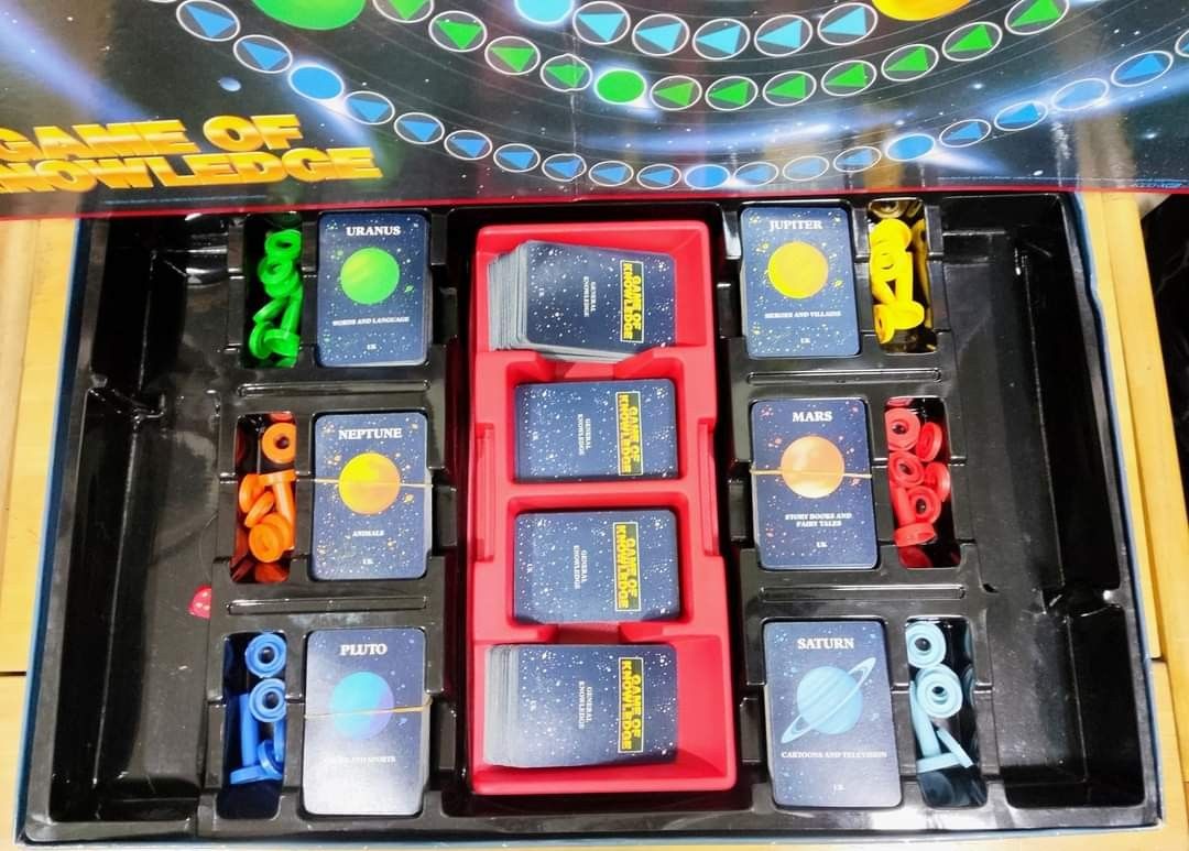 Vintage Game Of Knowledge 1984- fun family trivia board game, Hobbies ...