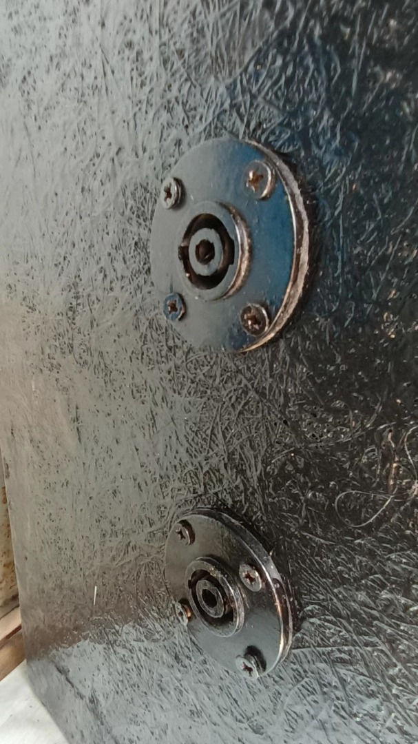 X1 Box with D12 Speakers, Audio, Other Audio Equipment on Carousell