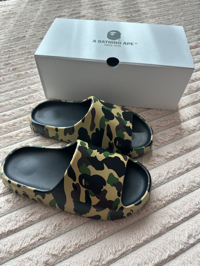 A Bathing Ape Slide, Men's Fashion, Footwear, Flipflops and Slides on ...