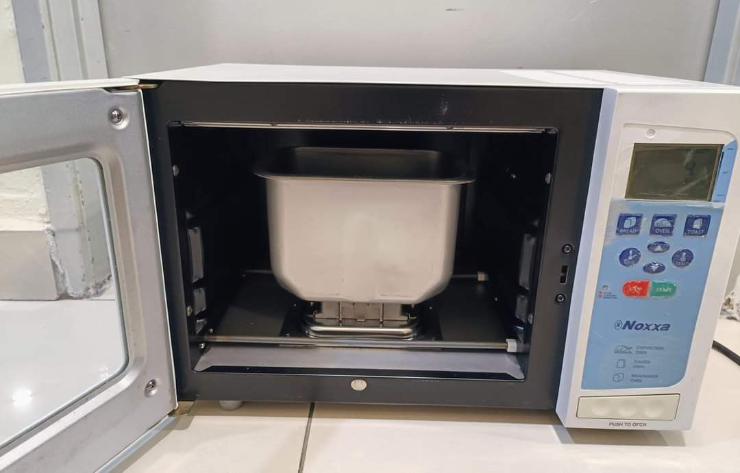 Amway Noxxa Bread machine/oven, Announcements on Carousell