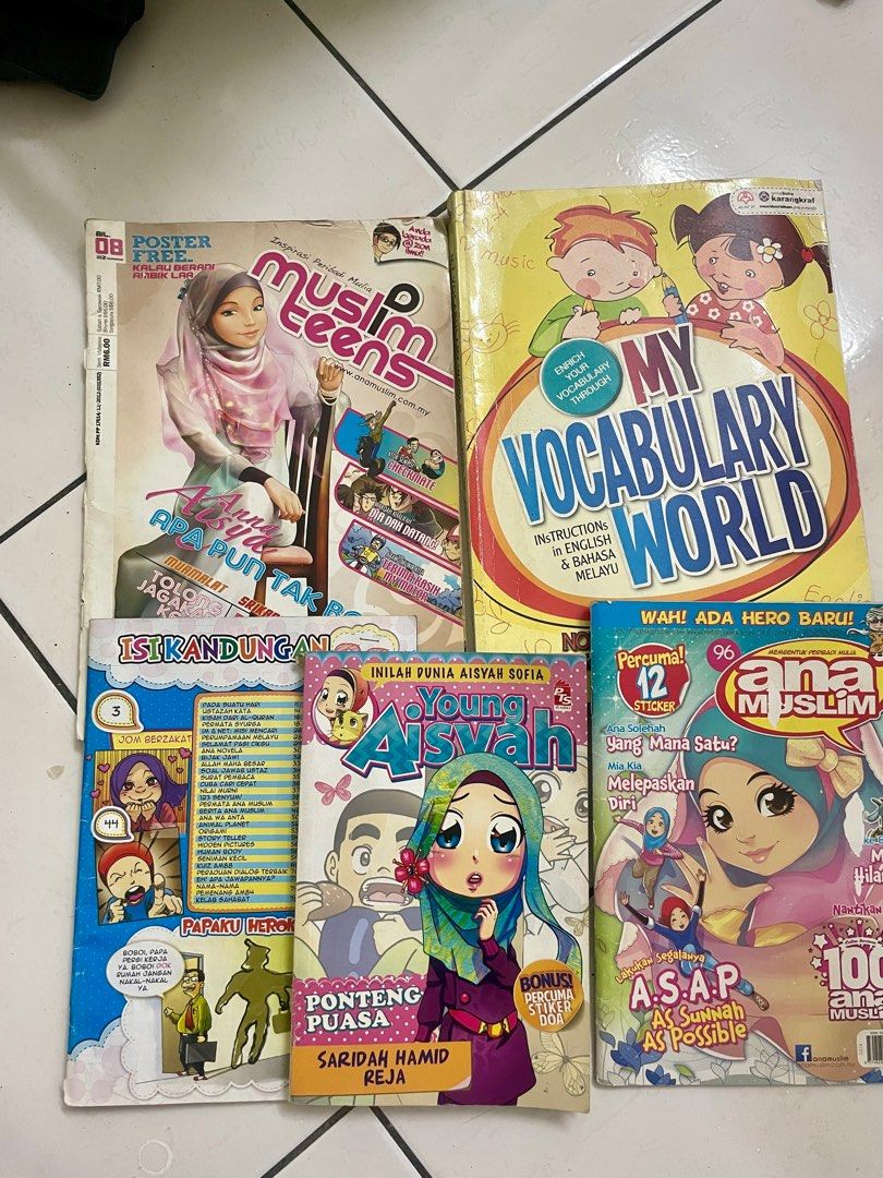 Ana Muslim & Vocabulary world, Hobbies & Toys, Books & Magazines, Comics & Manga on Carousell