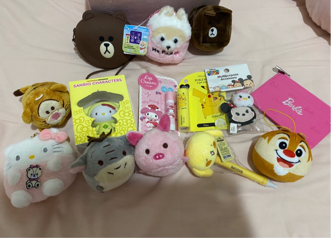 Aneka Boneka Hello Kitty Sanrio, My Melody, Tsum tsum, Barbie, Chip ...