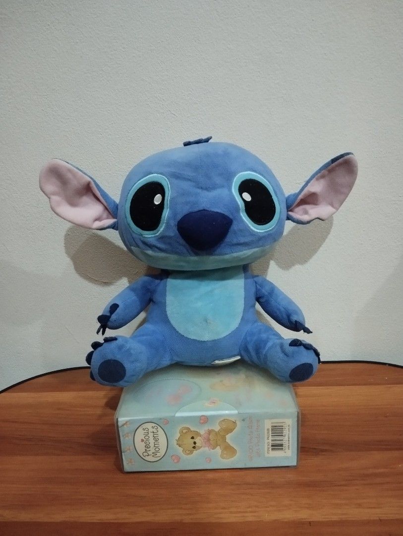 Boneka Stitch Original Disney, Toys & Collectibles, Mainan di Carousell