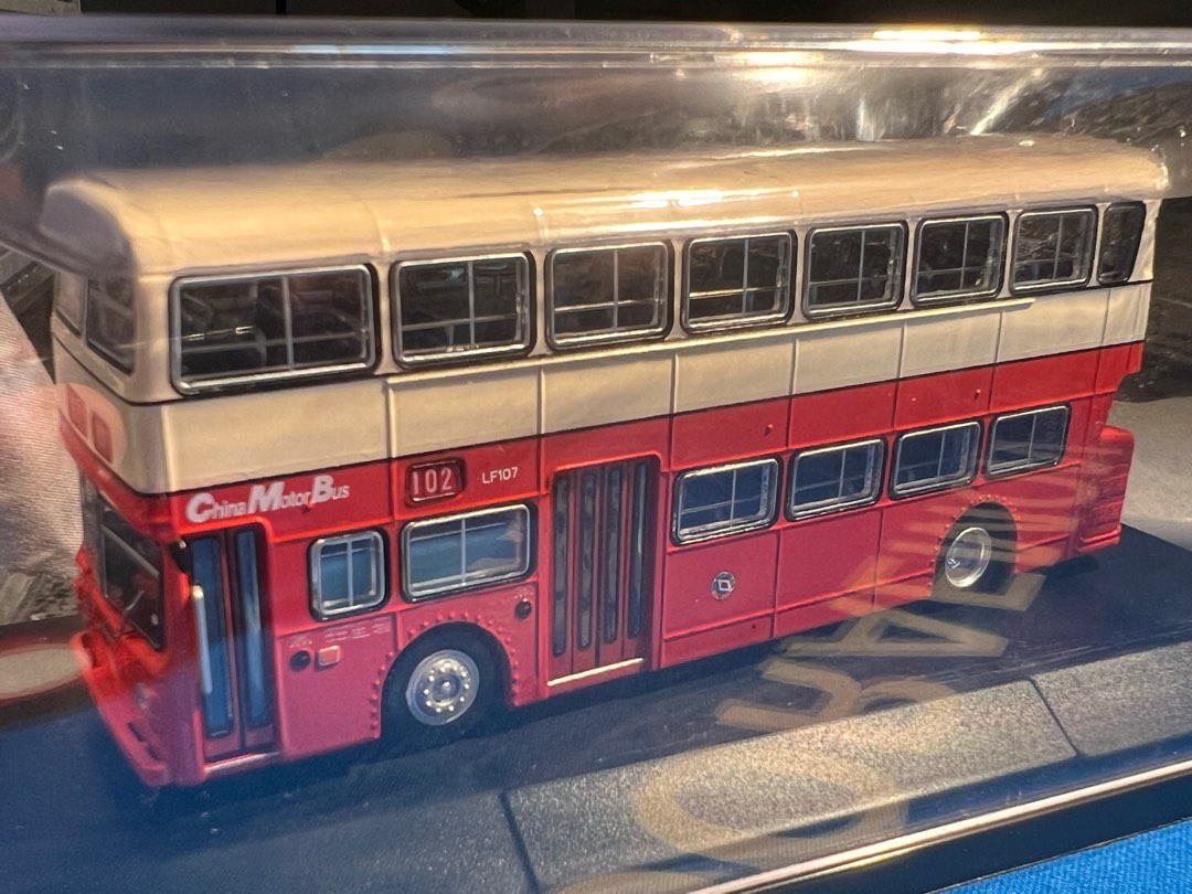 Buses 中巴 珍寶 LF 107 / 102, 興趣及遊戲, 玩具 & 遊戲類 - Carousell