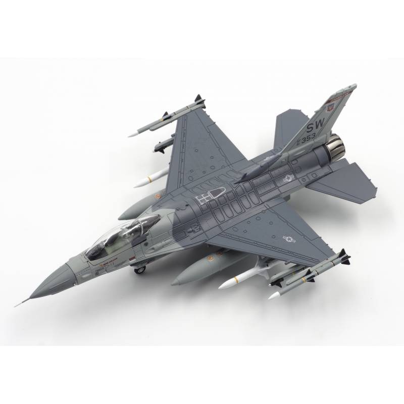 Calibre Wings CA721601 Lockheed Martin F-16CJ Fighting Falcon Block 50 USAF 91353 78th FS "MiG ...