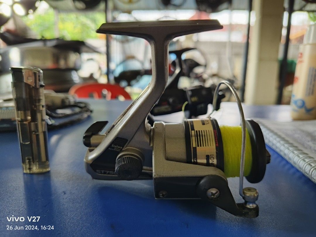 Daiwa Sweepfire II 1500, Sports Equipment, Fishing on Carousell