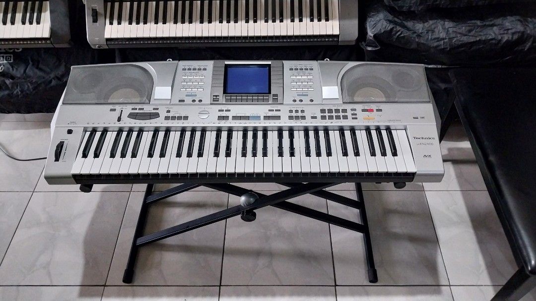 Di beli Keyboard technics, Musik & Media, Alat di Carousell