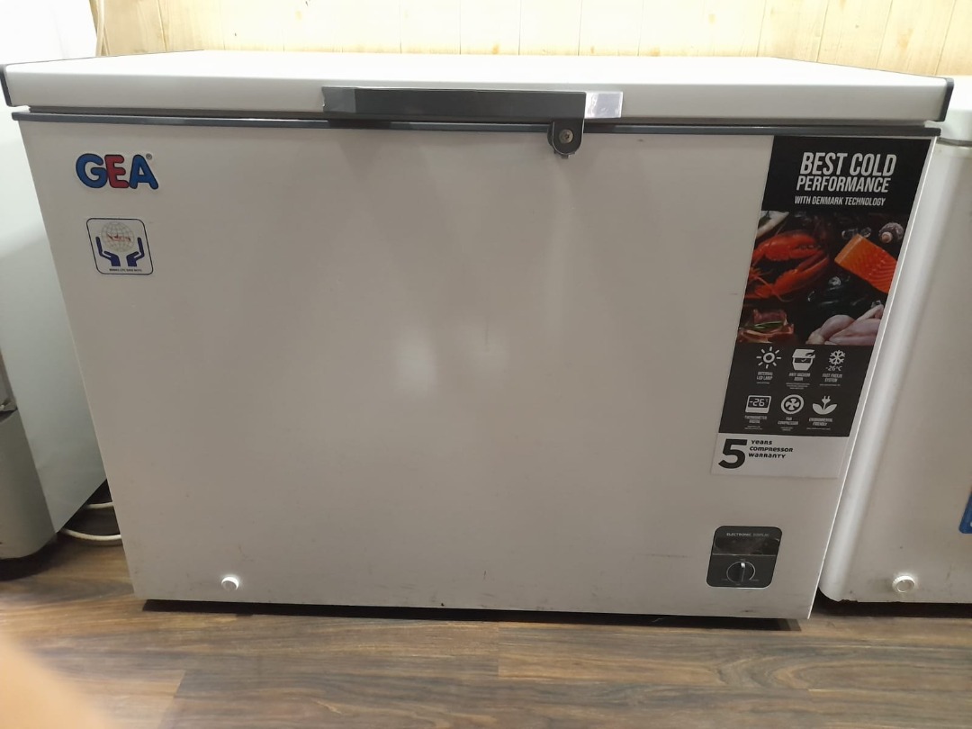 GEA Chest Freezer AB-318-R (NEGO), Kitchen & Appliances di Carousell