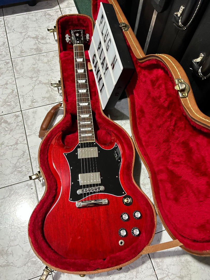 Gibson 2023 SG Standard Vintage Cherry, Hobbies & Toys, Music & Media ...