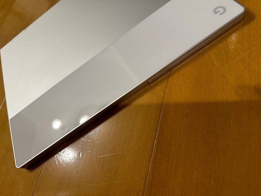 Google Pixelbook 2017 (最高規：i7/16g/512GB）, 電腦及科技產品, 桌上電腦或筆記型電腦在旋轉拍賣