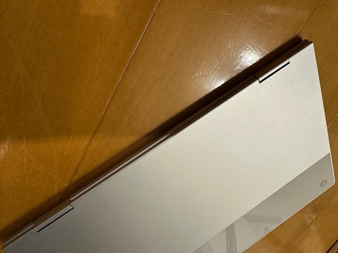 Google Pixelbook 2017 (最高規：i7/16g/512GB）, 電腦及科技產品, 桌上電腦或筆記型電腦在旋轉拍賣