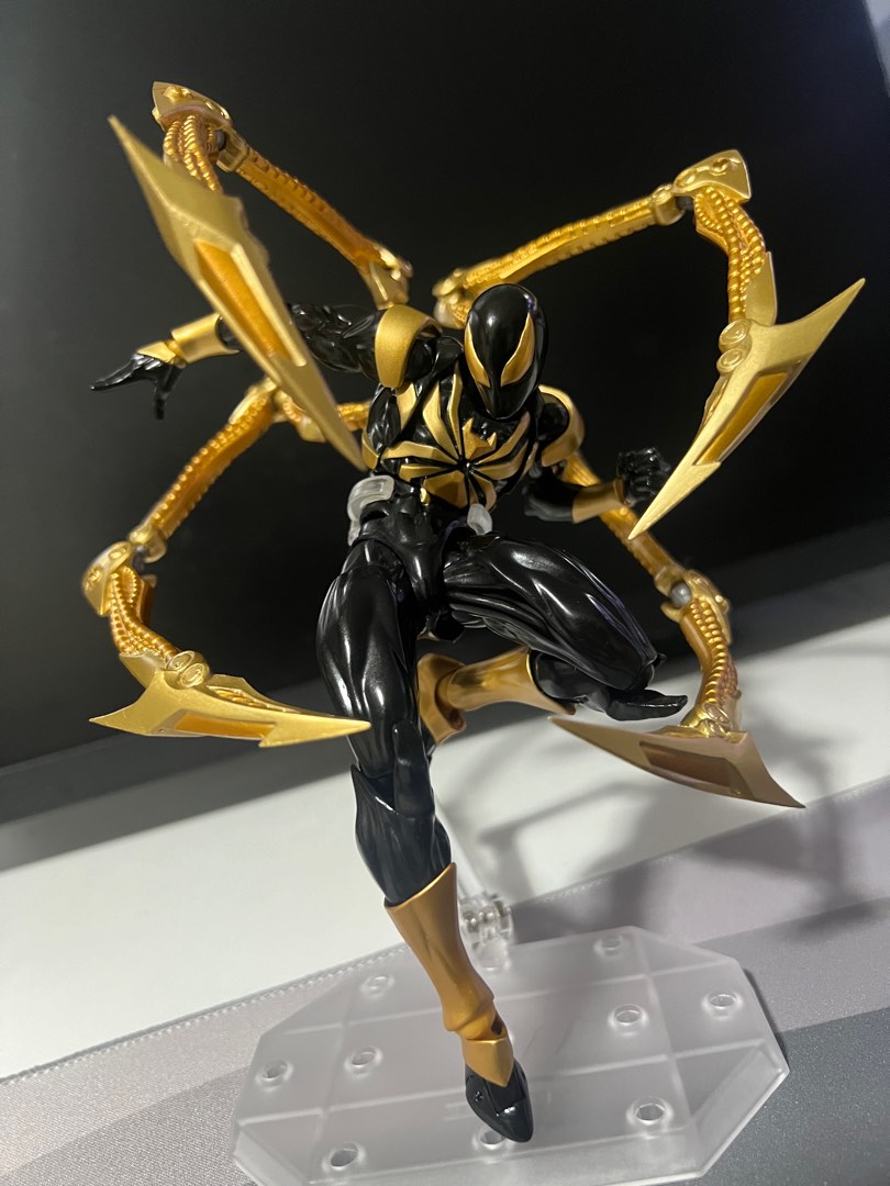 Kaiyodo Amazing Yamaguchi Iron Spider Stealth Ver., Hobbies & Toys ...