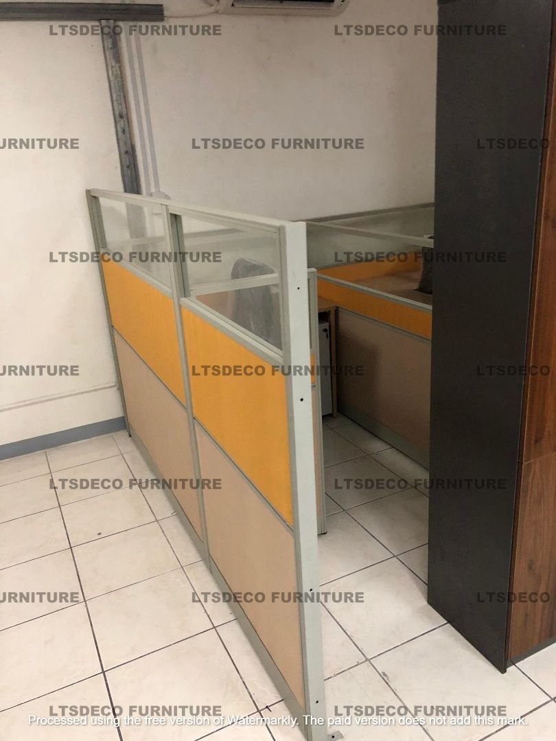 LAMINATED WORKSTATION CUBICLE WITH GLASS PANEL | OFFICE PARTITION ...