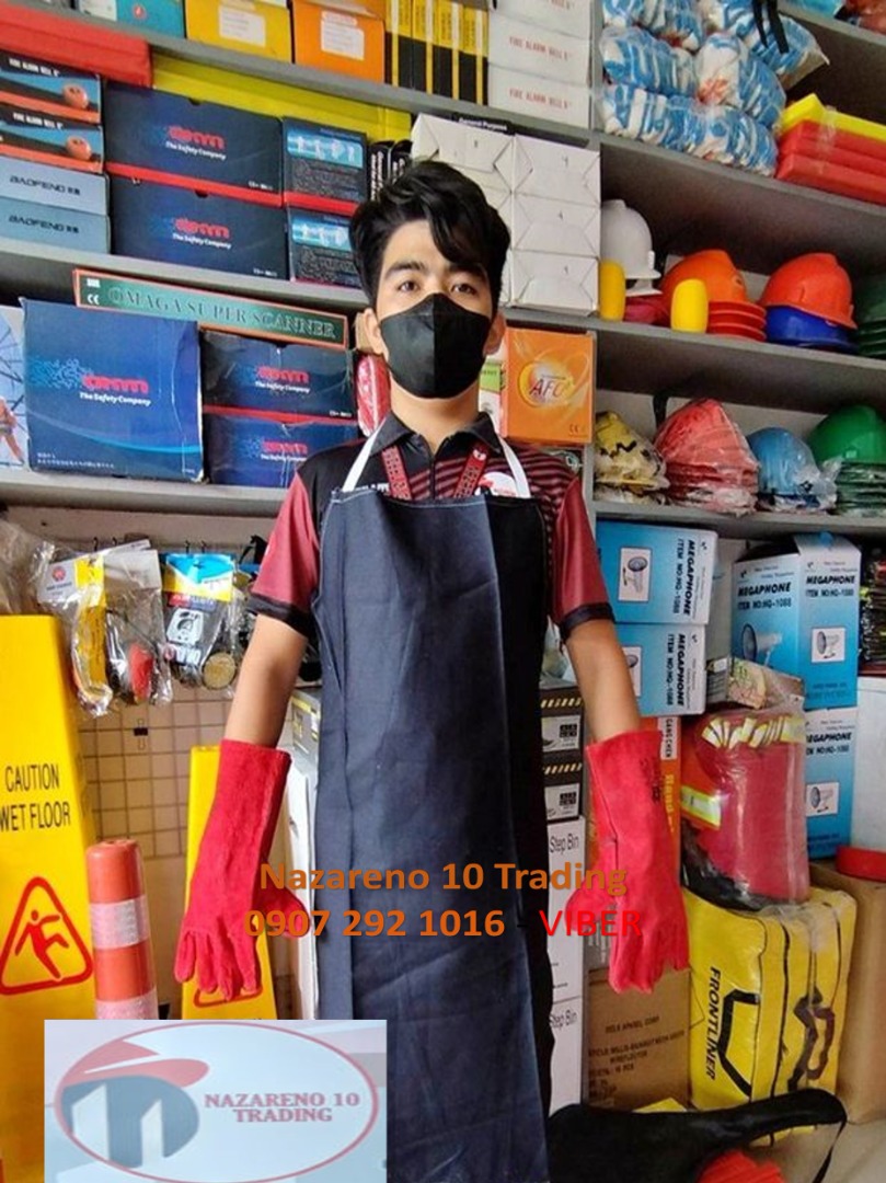 Maong type welding apron 20, Commercial & Industrial, Construction ...