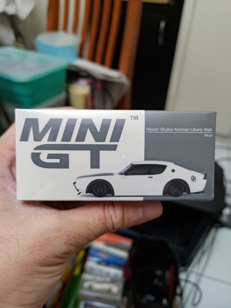 Mini GT Nissan Skyline Kenmeri Liberty Walk White #702, Hobbies & Toys ...