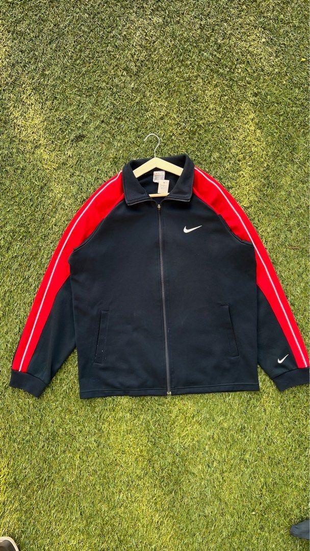 Nike Tracktop, Men's Fashion, Coats, Jackets and Outerwear on Carousell