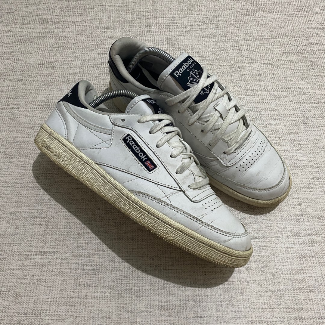 reebok club c85, Fesyen Pria, Sepatu , Sneakers di Carousell