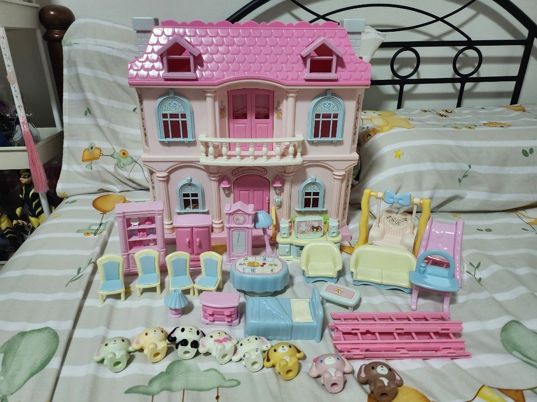 Sanrio Sugarbunnies Dollhouse, Hobbies & Toys, Toys & Games on Carousell