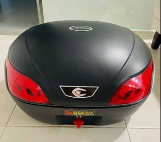 motorcycle x design metal top box, Motorcycles, Motorcycle Accessories ...