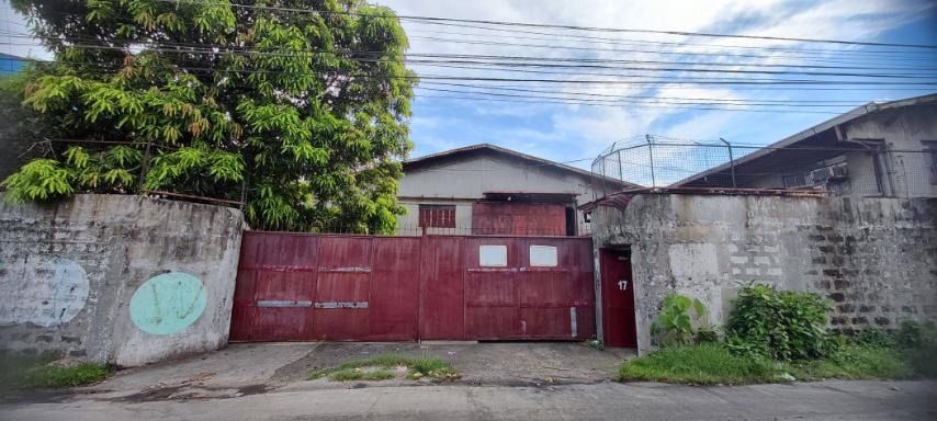 "Spacious 2000 sqm Lot & 1500 sqm Covered Warehouse, 2km from NLEX ...