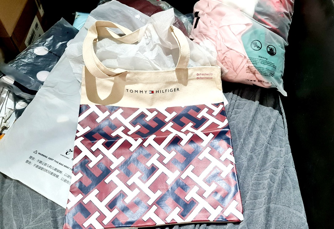 Tommy Hilfiger Canvas Tote Bag with TH Monogram Logo, Luxury, Bags ...
