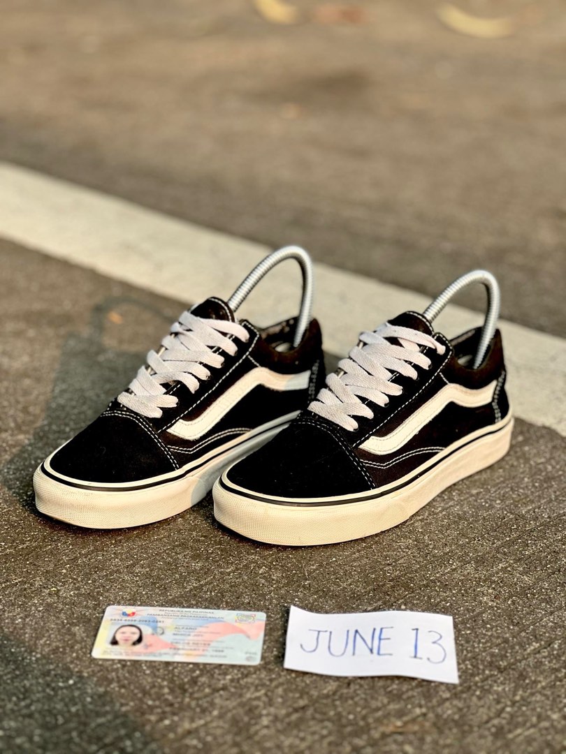 Vans OS Classic, Women's Fashion, Footwear, Sneakers on Carousell