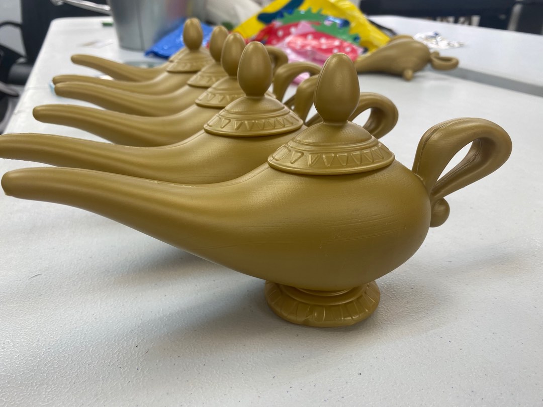 Aladdin plastic genie lamps, Hobbies & Toys, Toys & Games on Carousell