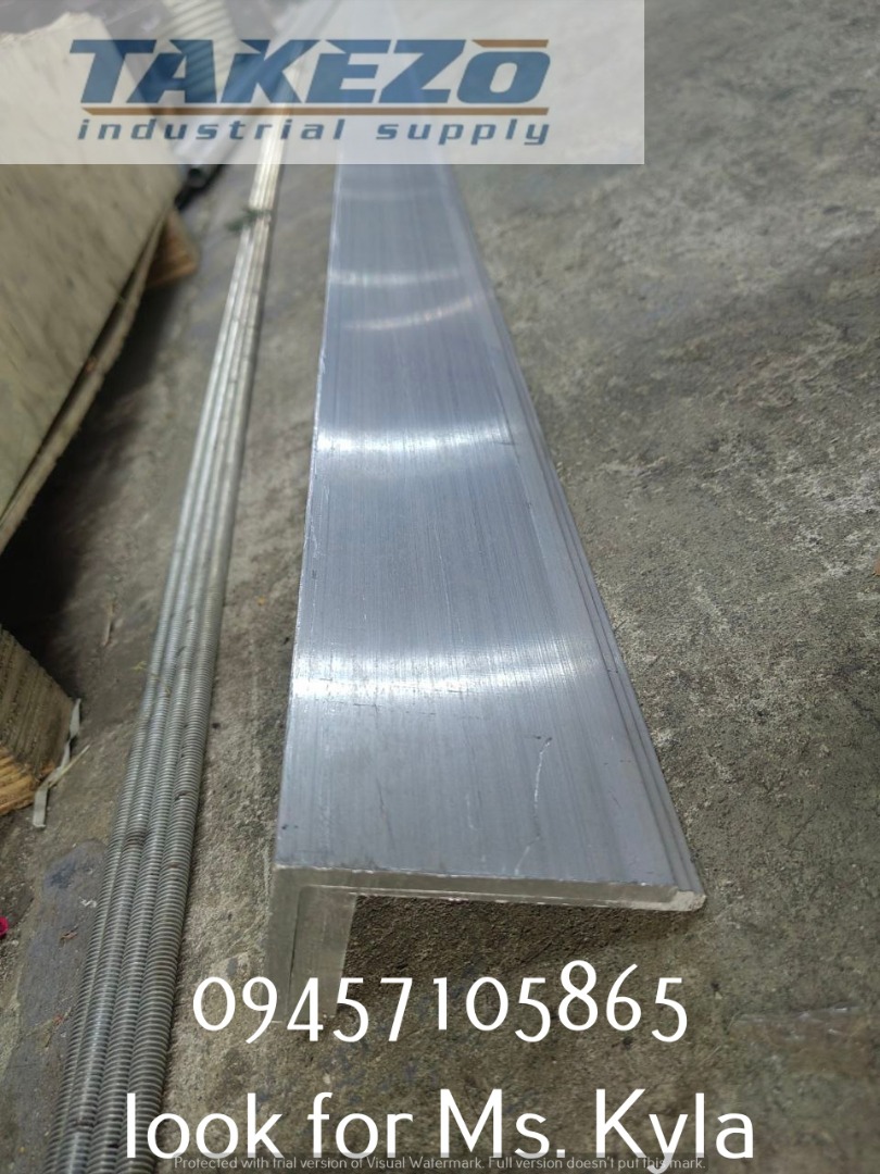 ALUMINUM ANGLE BAR, Commercial & Industrial, Construction Tools ...
