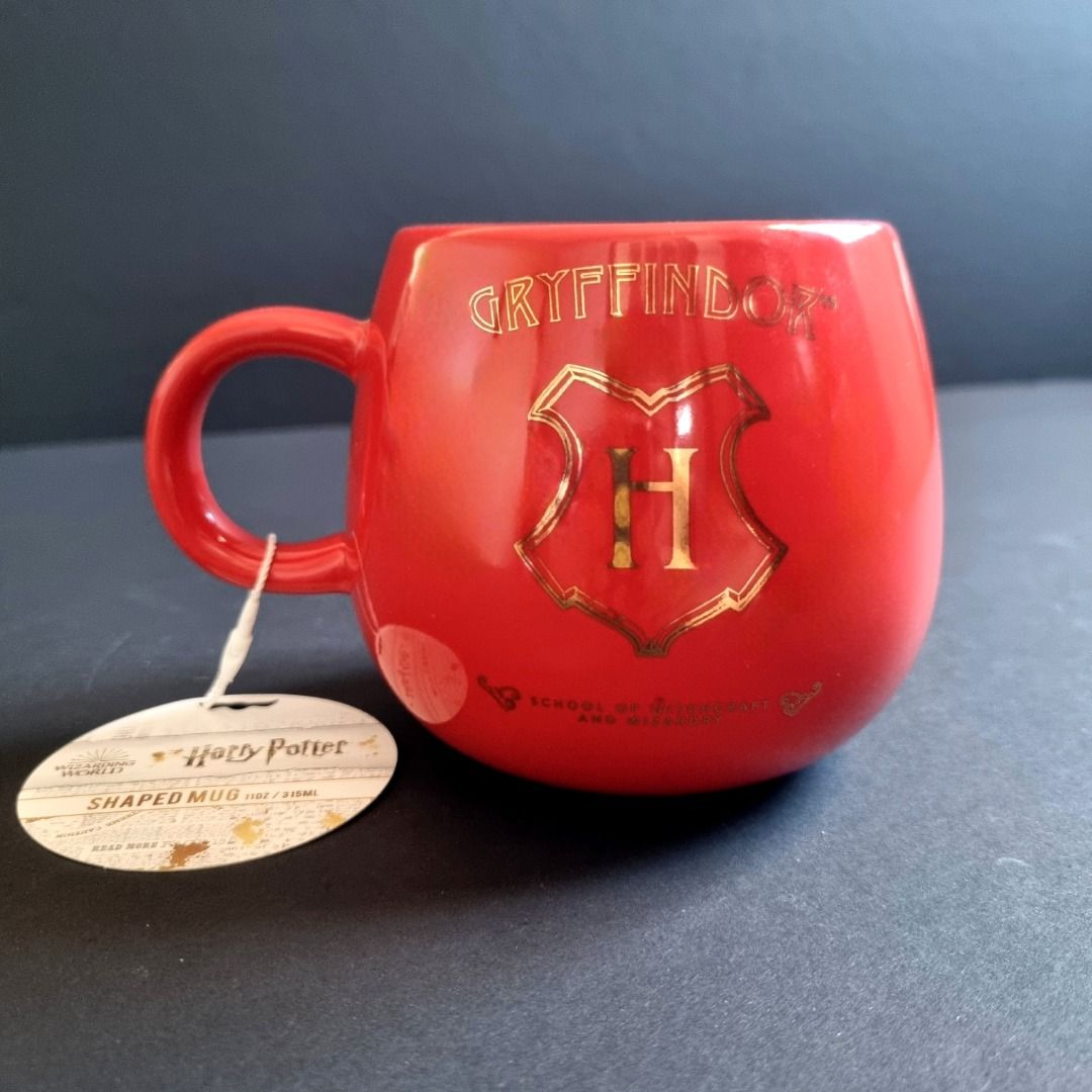 Harry Potter Gryffindor Mug, Hobbies & Toys, Memorabilia & Collectibles ...
