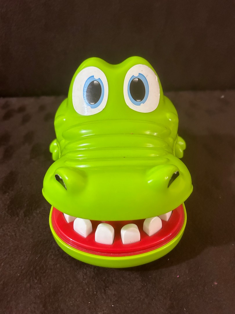 HASBRO CROCO, Hobbies & Toys, Toys & Games on Carousell