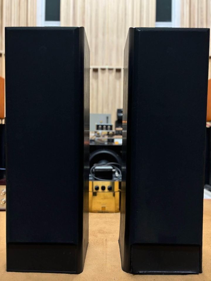 Infinity Reference Made in USA | 3 way 8" Bass & 5" Midrange IMG Cone ...