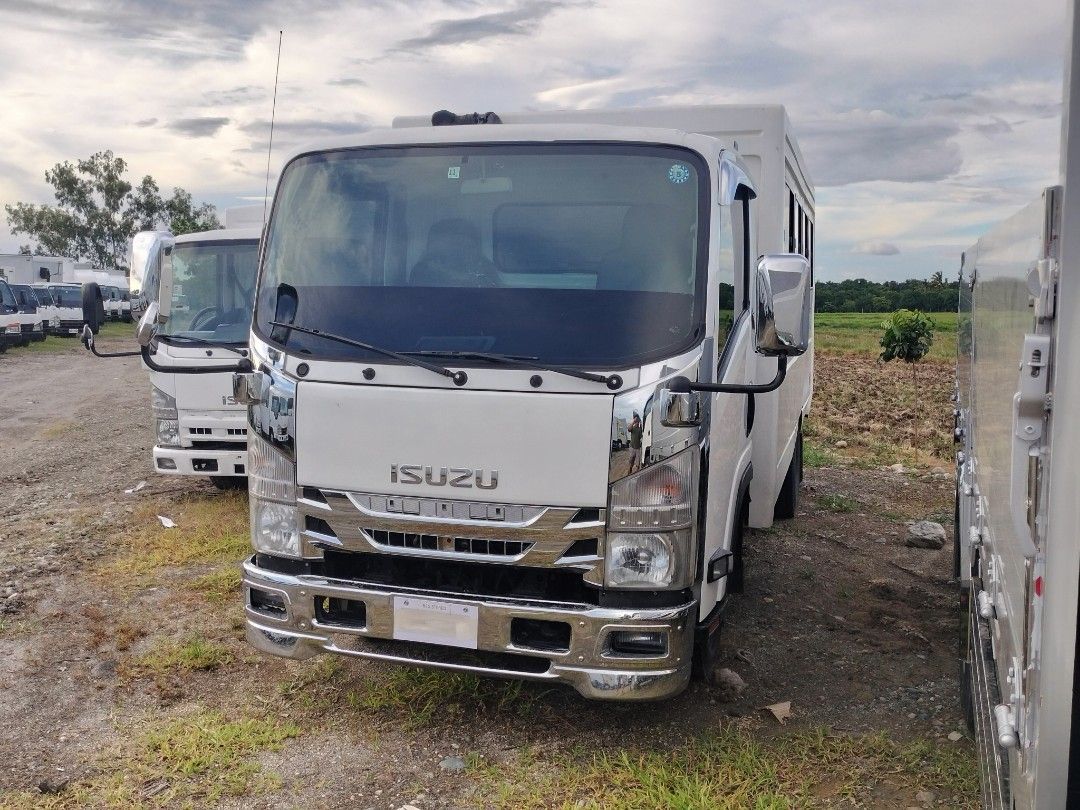 Isuzu ELF FB Body 14ft. N-Series 2024 model, Special Vehicles, Heavy ...