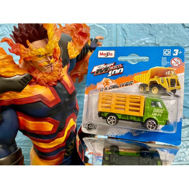 Maisto FENCE LORRY Green Pickup Cargo Truck Racing Sports 64 Diecast ...