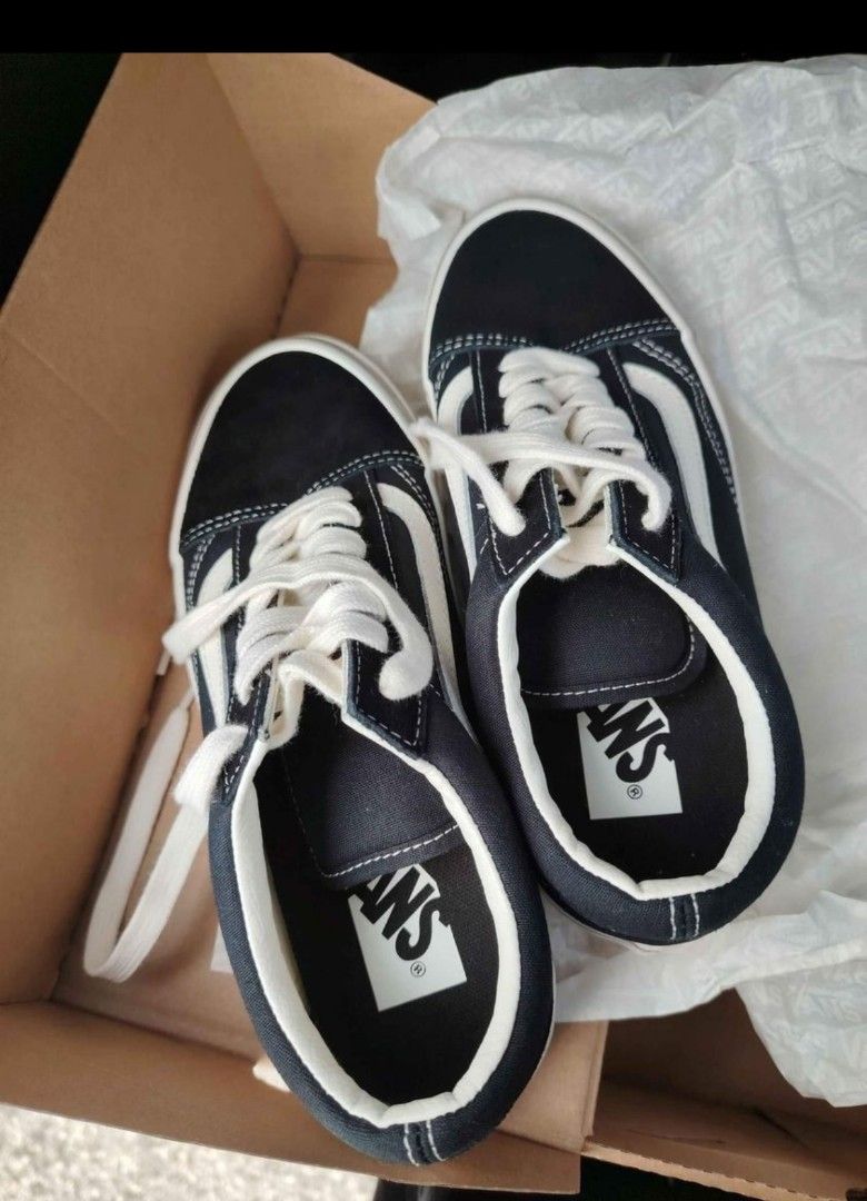 ORIGINAL VANS OLD SKOOL 36, Women's Fashion, Footwear, Sneakers on ...