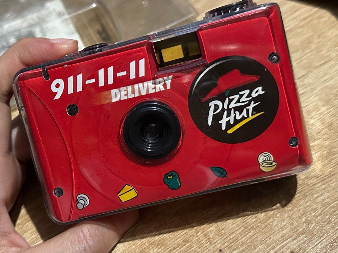 Pizza Hut collectible 35mm film camera, Photography, Cameras on Carousell