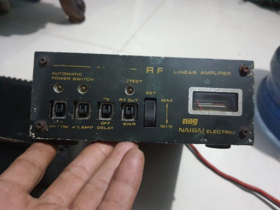 Radio Rig Jadul, Komunitas di Carousell