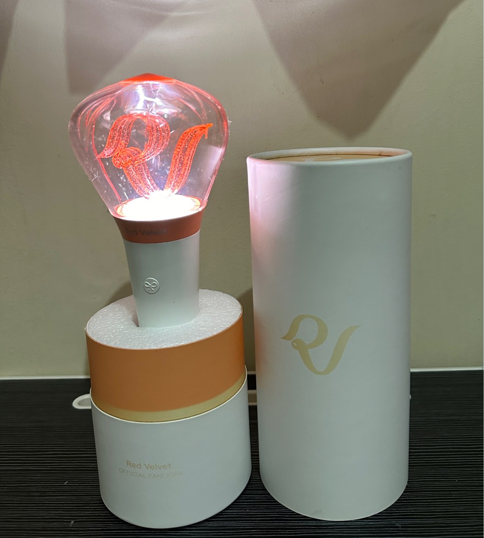 RED VELVET Light stick, Hobbies & Toys, Memorabilia & Collectibles, K ...