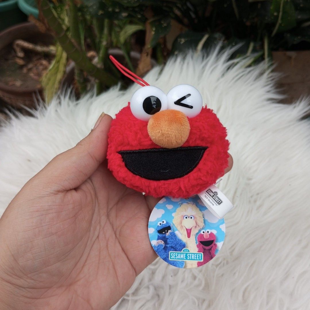 Sesame Street Elmo Head Winked Eye Plush Charm, Hobbies & Toys, Toys ...