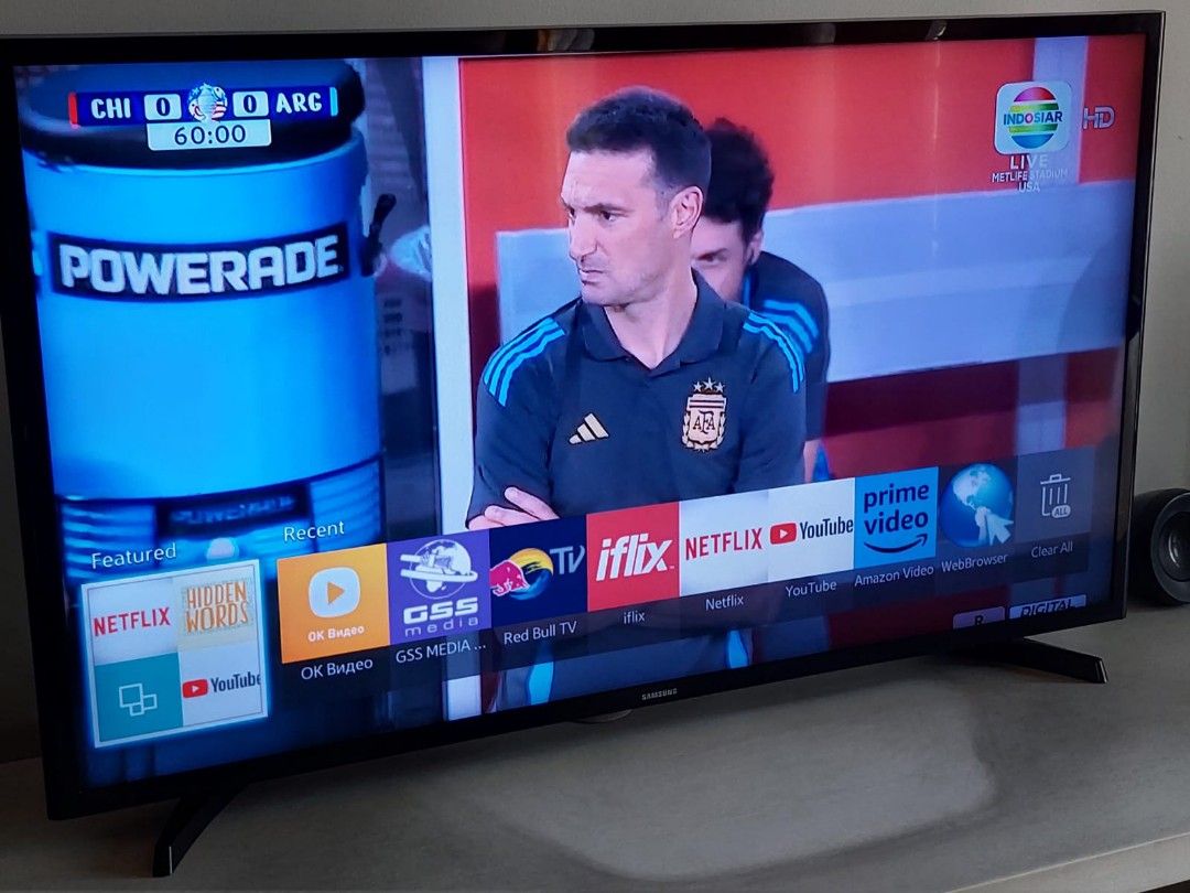 Smart tv digital samsung 40 inch, Elektronik, TV & Perlengkapan Hiburan ...