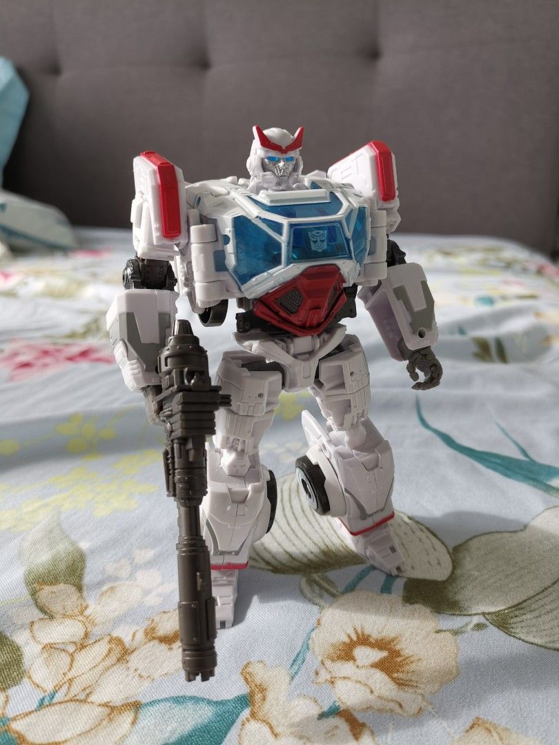 Transformers Studio Series ss82 Ratchet, Hobbies & Toys, Toys & Games ...