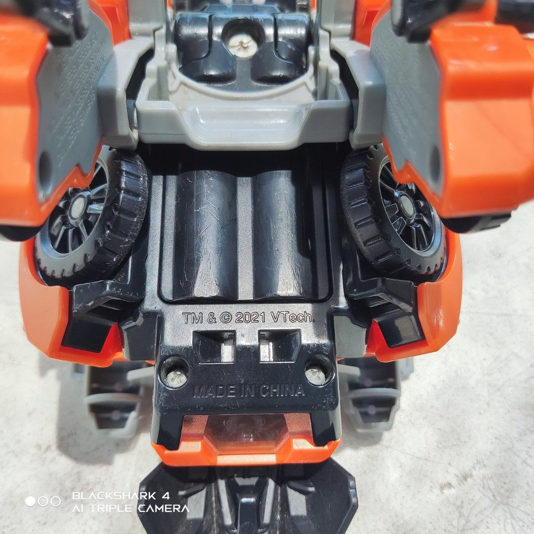 VTech Switch & Go T-Rex Race Car Easy to Transform with Light Effects ...