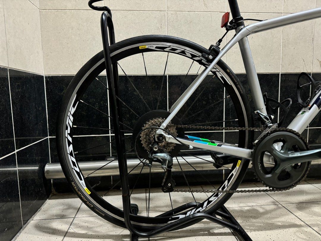 [搬遷出清] TREK Domane ALR 2020 Tiagra 20速 鋁合金公路車, 運動產品, 單車及配件, 單車 - Carousell
