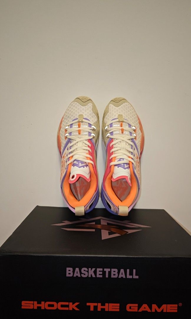 ANTA SHOCK WAVE 5V2 BASKETBALL SHOES, Men's Fashion, Footwear, Sneakers ...