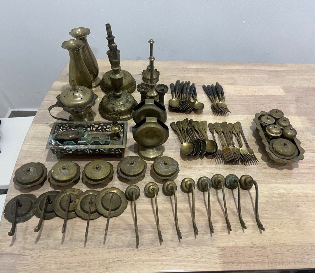 Barang Tembaga Tahun 1983, Hobbies & Toys, Collectibles & Memorabilia ...