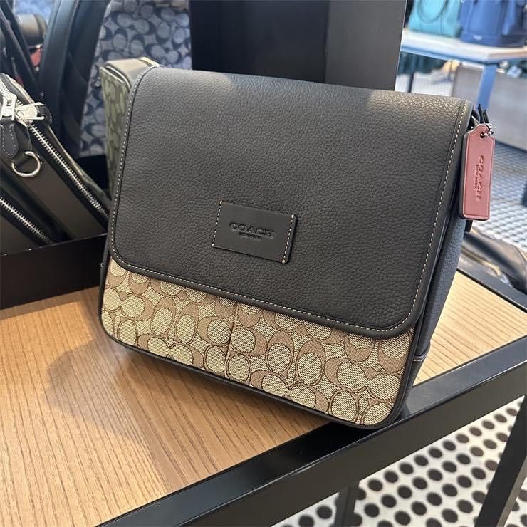 Coach Sprint Map Bag 25, Luxury, Bags & Wallets on Carousell