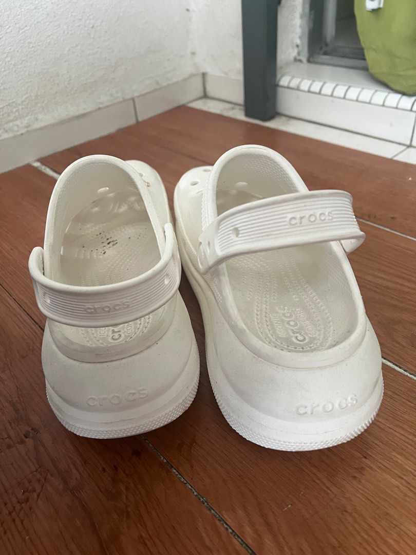 CROC CLASSIC MEGA CRUSH CLOG, Women's Fashion, Footwear, Flipflops and ...