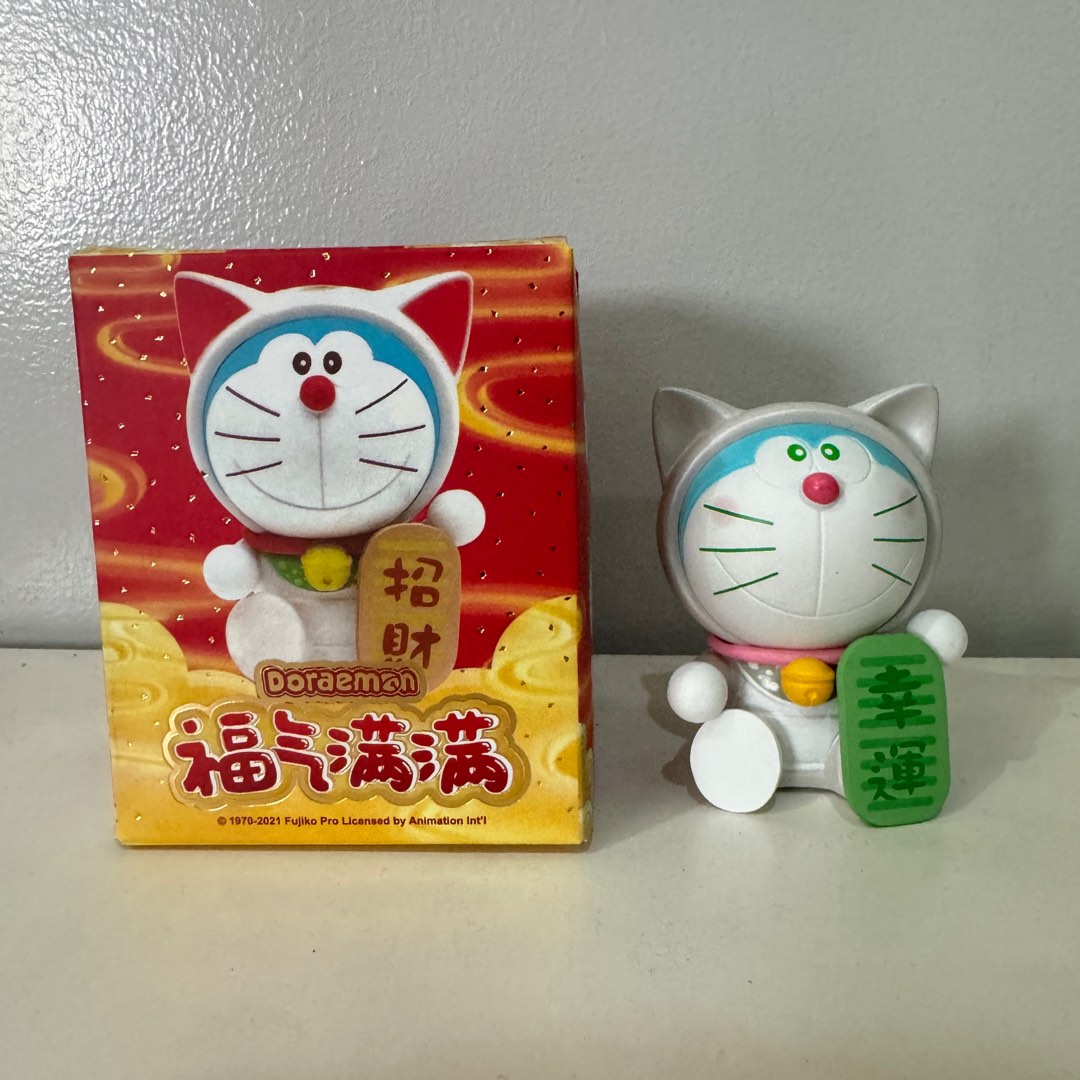 Doraemon Maneki Neko, Hobbies & Toys, Toys & Games on Carousell