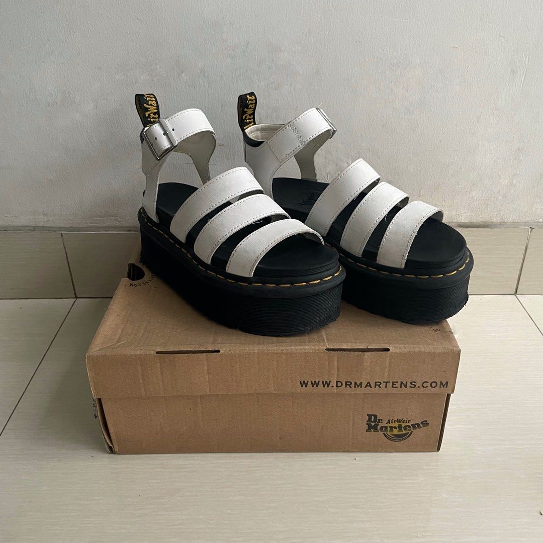 Dr. Martens Blaire Quad White Woman (Sandal Docmart), Fesyen Wanita ...